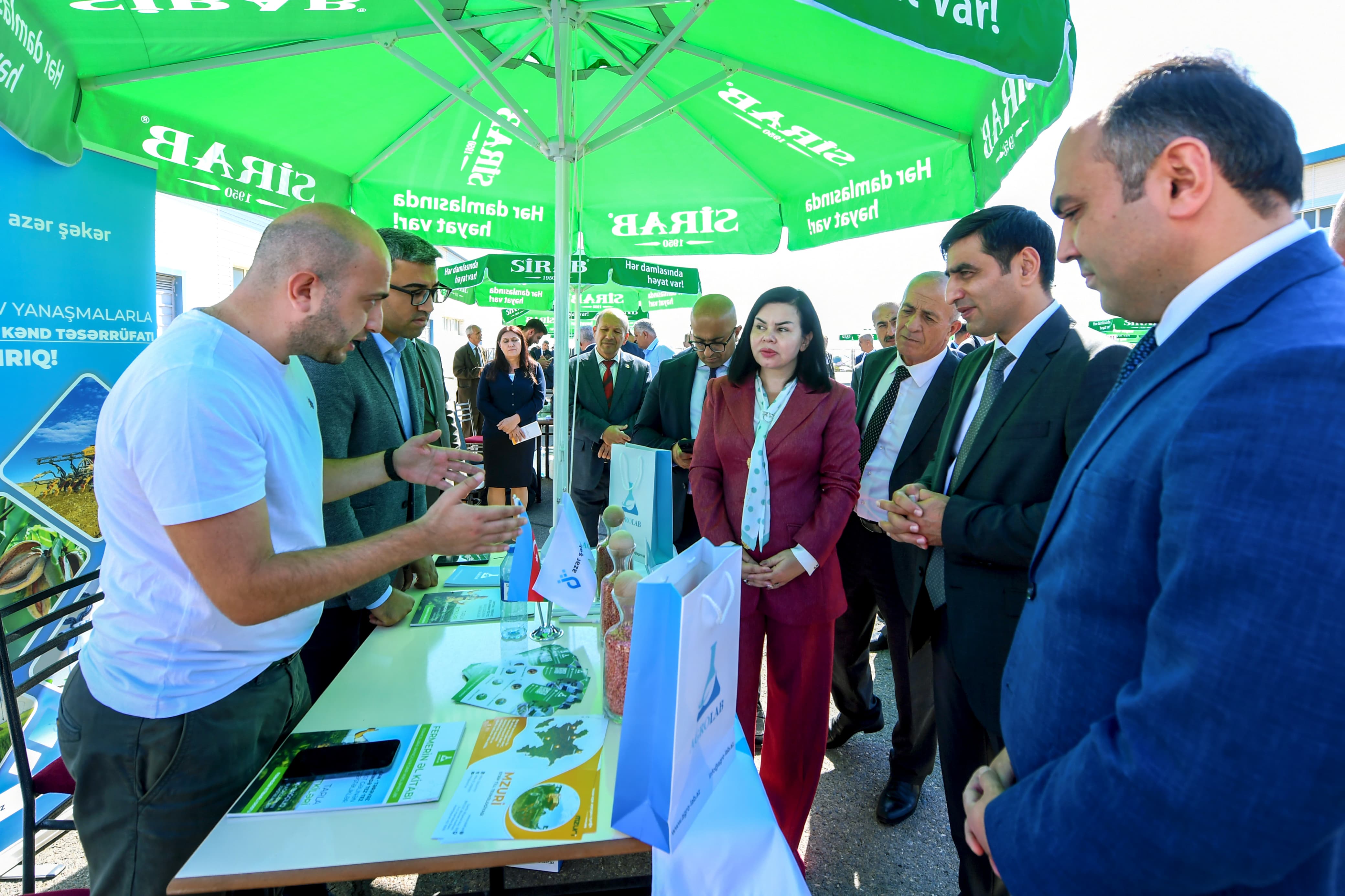 Naxçıvanda ilk dəfə olaraq toxum sərgi–satış yarmarkası keçirilir ...